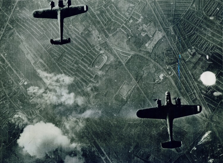 Royal Docks in WW2 - The Line