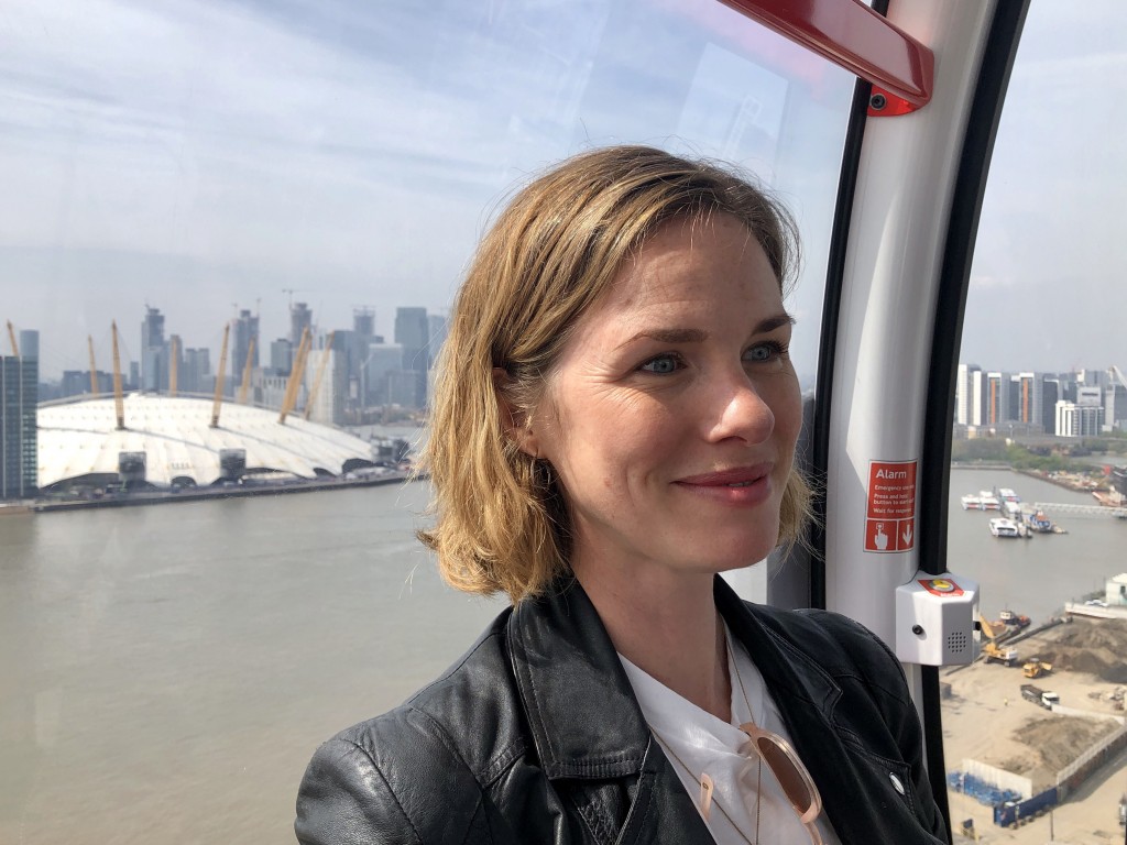 Sarah Carrington - The Line