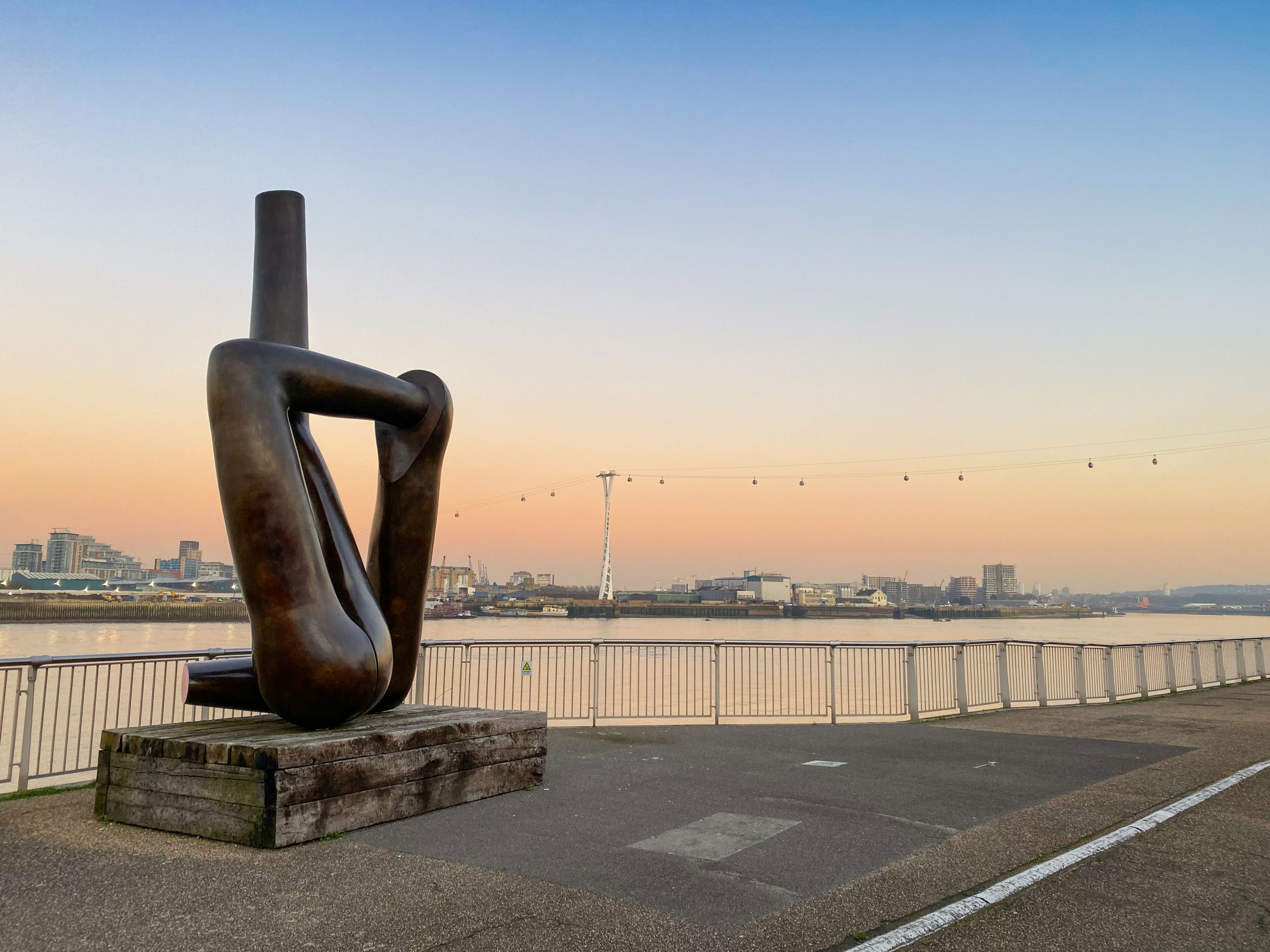 Gary Hume - The Line